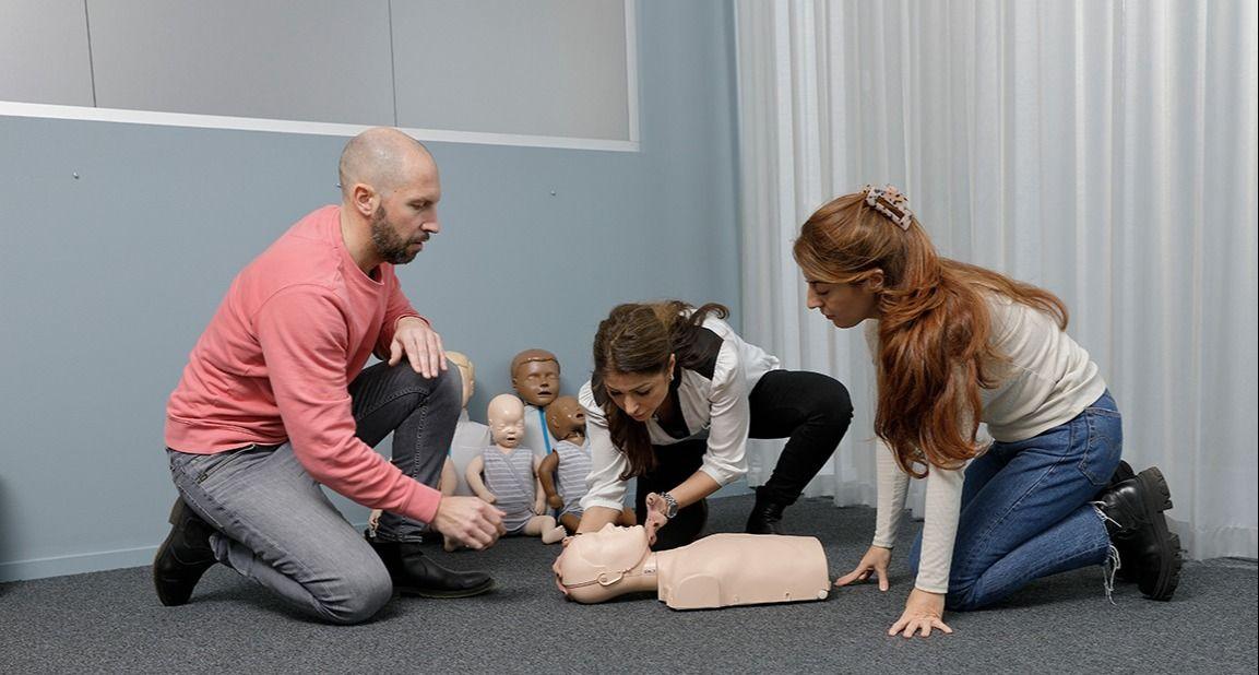 Våra öppna utbildningar i HLR -HLR-Konsulten